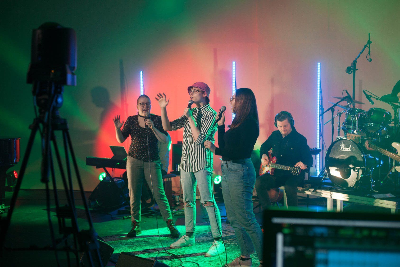 Átótjúnið – The Technical Col­l­e­ge’s song com­pe­tition | Tækniskólinn